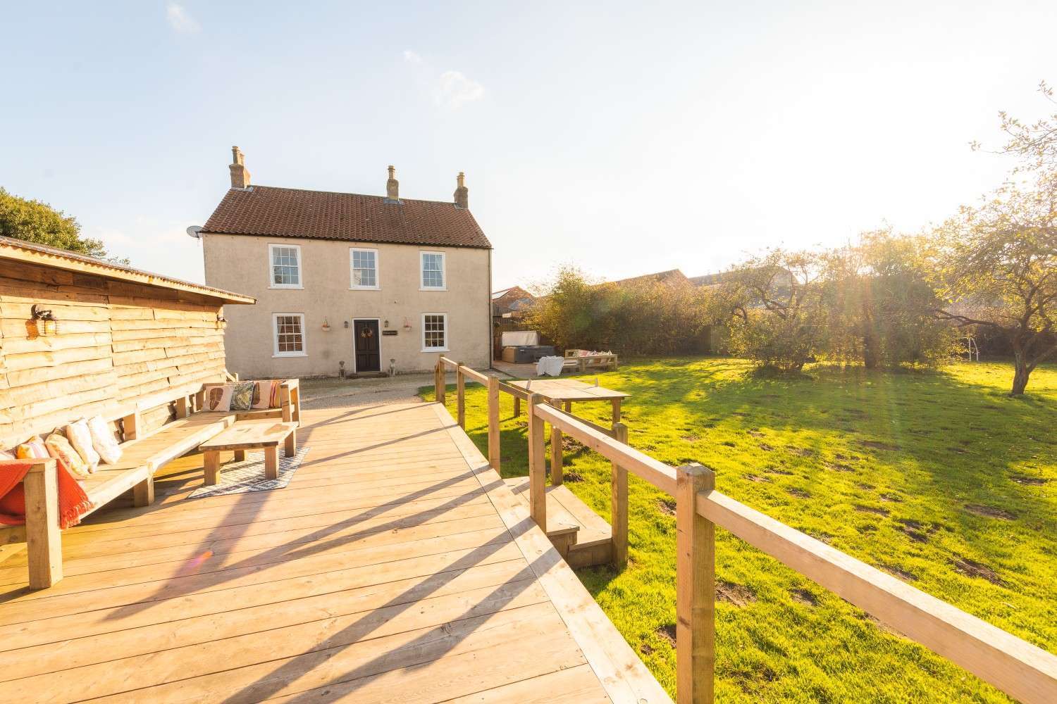 Party Houses with Games Rooms - Party Houses UK