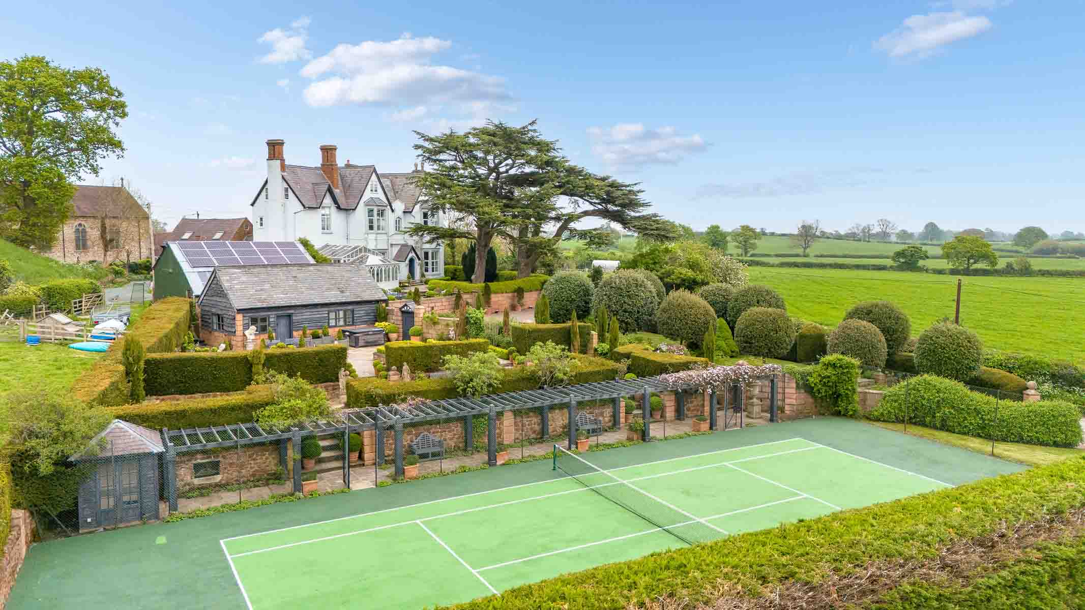 Shrewsbury Lodge for 19 guests | Party House in Shrewsbury
