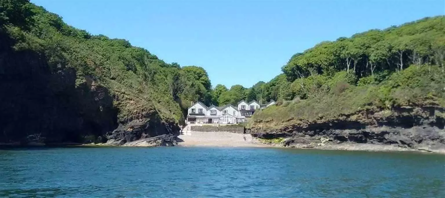 Tenby Manor for 30 guests | Wales Party Houses UK